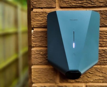 Easee One Charger Review: Three on One Fuse, Tethered or Not